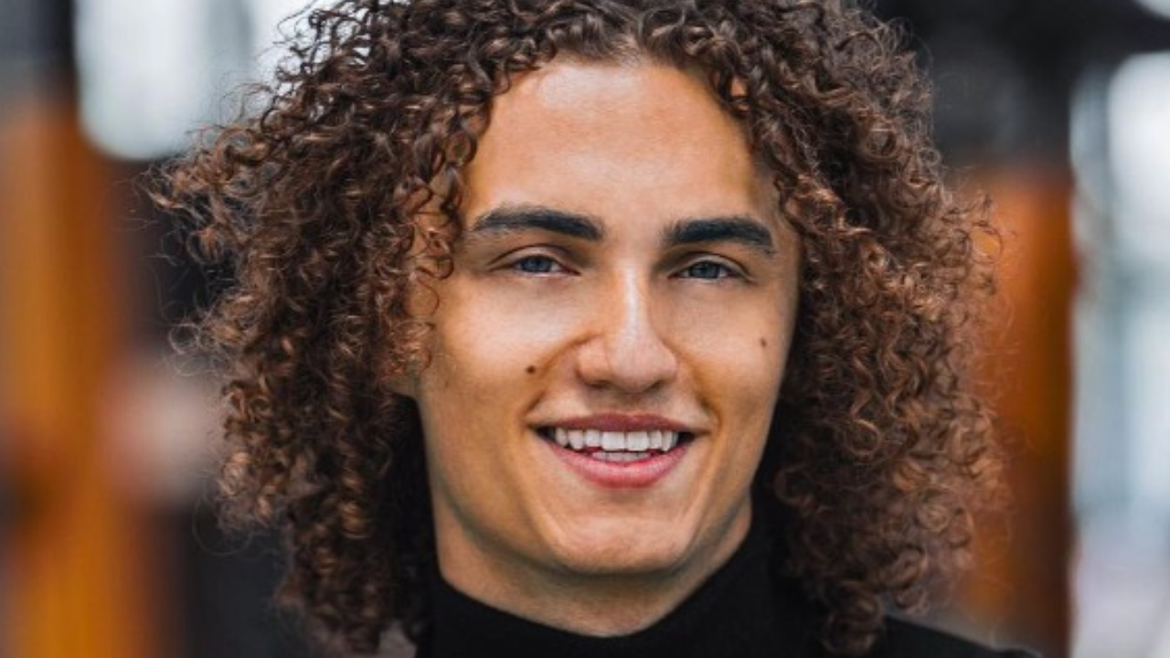 Jordi van den Bussche (Kwebbelkop), vermogen, salaris en meer ...